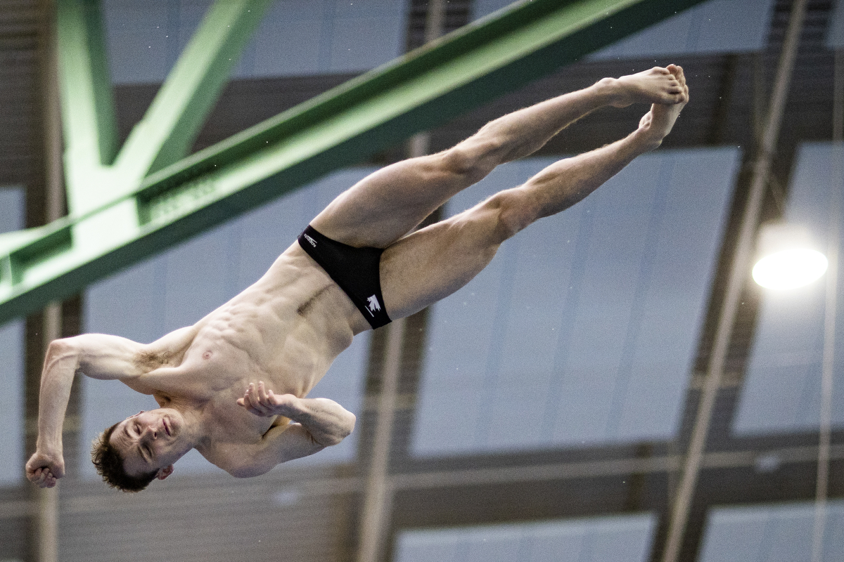 Bryden Hattie and Mia Vallée on the Top of the Podium! - Diving Canada
